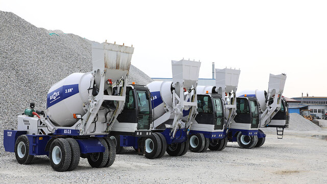 Efficiency Unleashed: Why a Self-Loading Concrete Mixer is the Smart ...